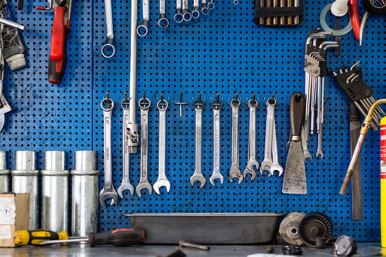 8 Tips for Garage Storage and Organization - Carolina Homechek, Inc.